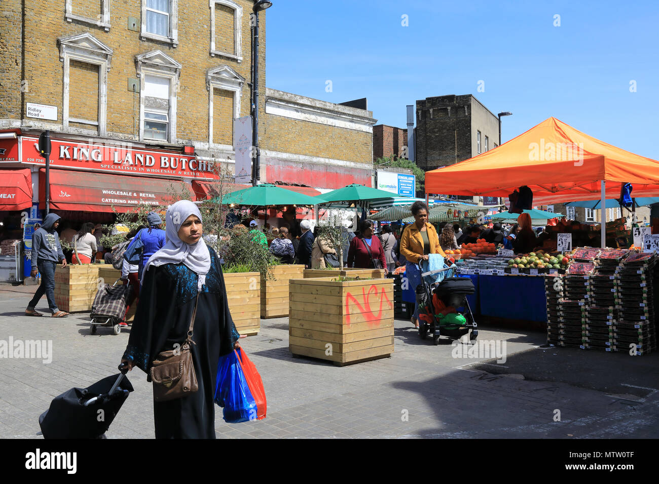 Colourful and diverse Ridley Road market, in Dalston, east London ...
