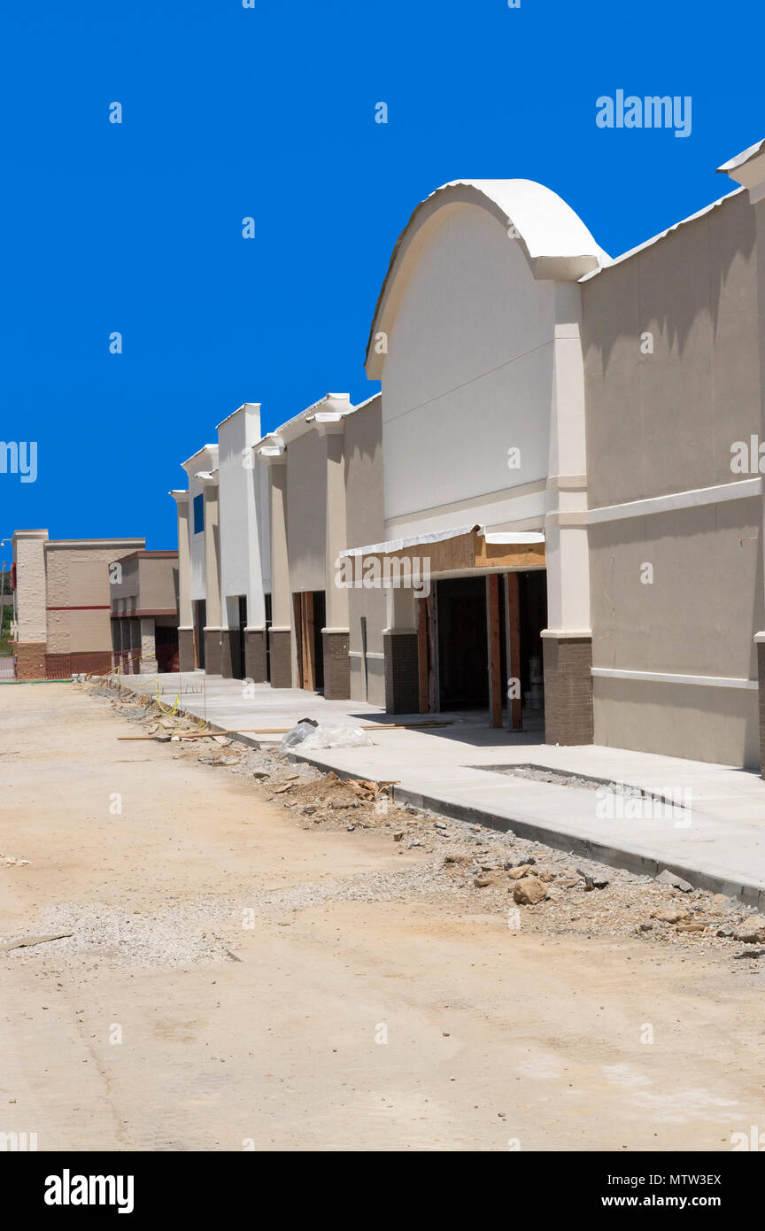 Construction vertical hi-res stock photography and images - Alamy