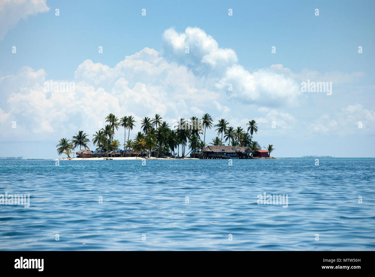 Paradise islands in Guna Yala, Kuna Yala, San Blas, Panama. Sunrise ...