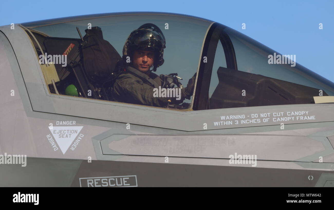 Camp Pendleton, California, tests flight line operations for the F-35B ...