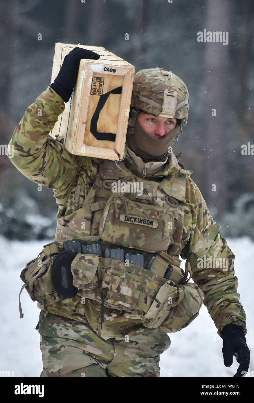 A U.S. Soldier, assigned to Headquarter and Headquarters Troop, 1st ...