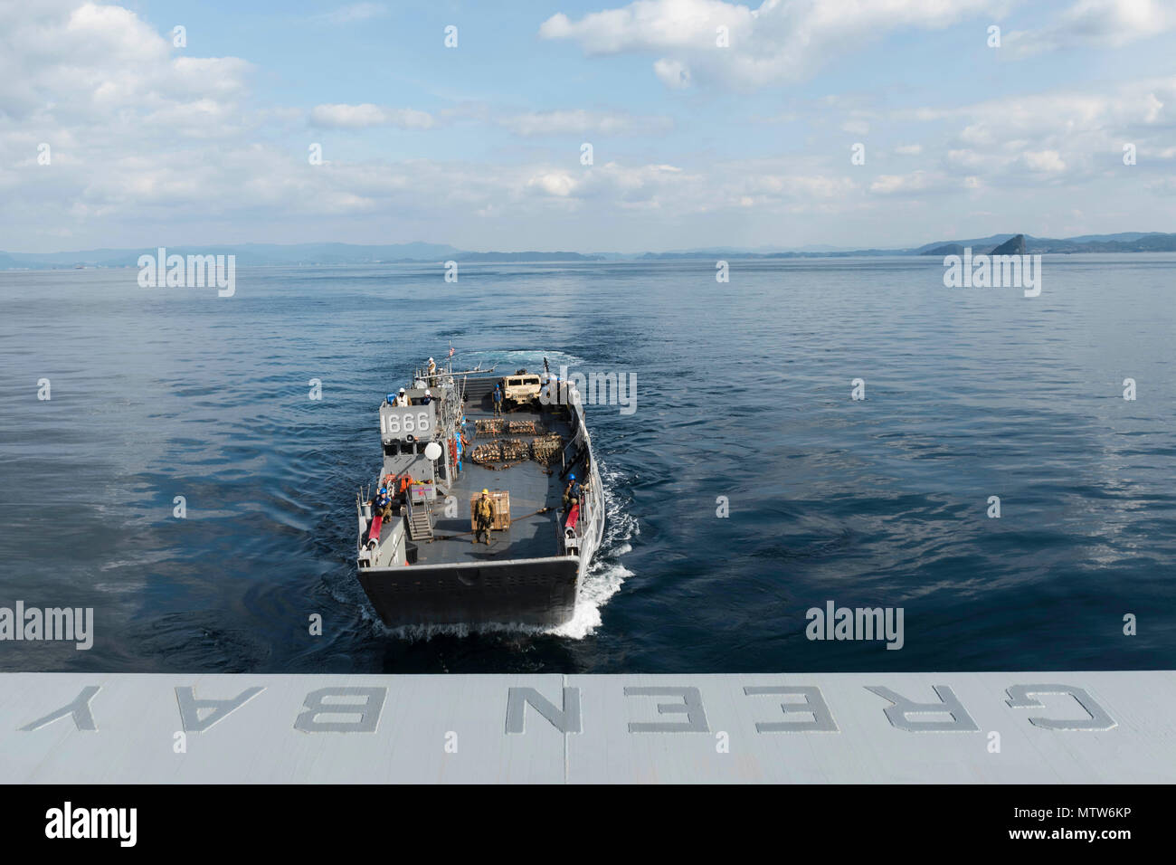 SASEBO, Japan (Jan. 25, 2017) Landing craft utility (LCU) 1666 ...
