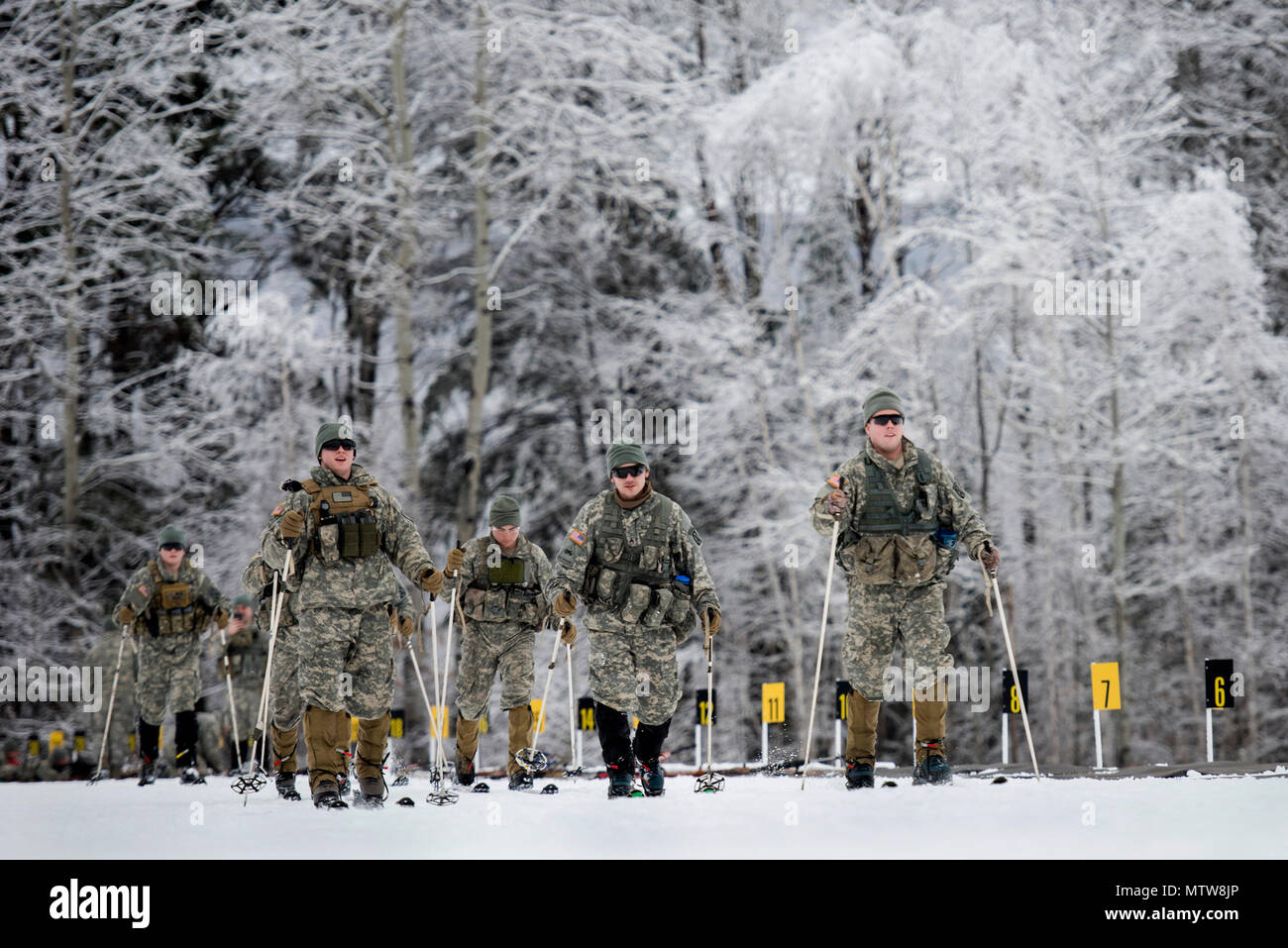 86th infantry brigade combat team hi-res stock photography and images ...