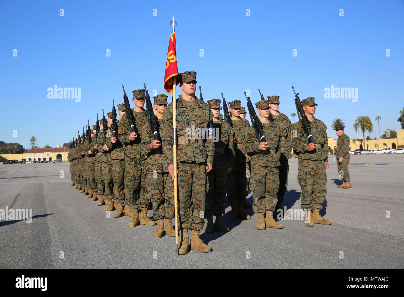 Recruits from India Company, 3rd Recruit Training Battalion, prepare to ...