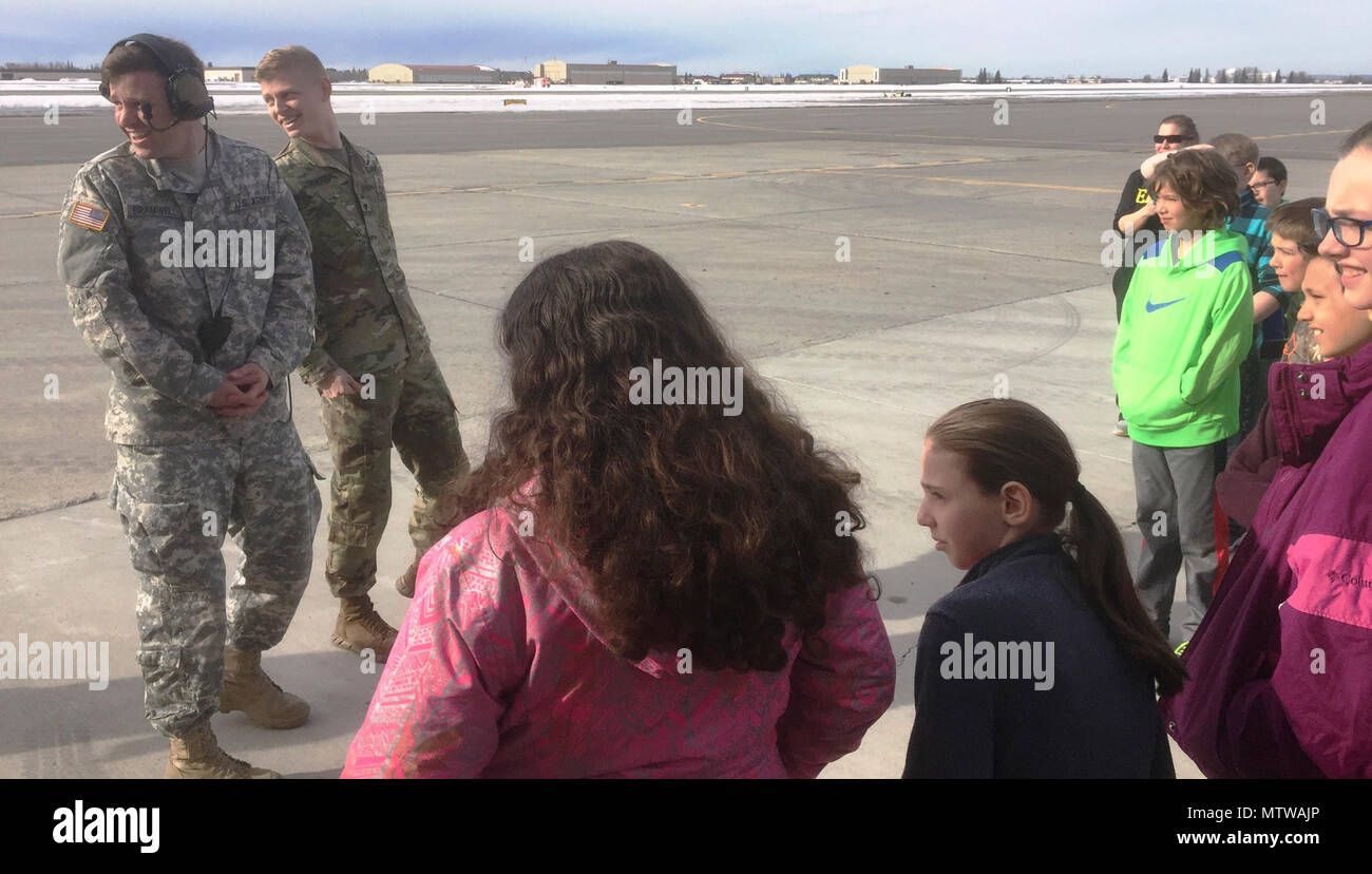 Pfc. Colter Bramwell and Spc. Joshua Gentry, Soldiers assigned to U.S ...
