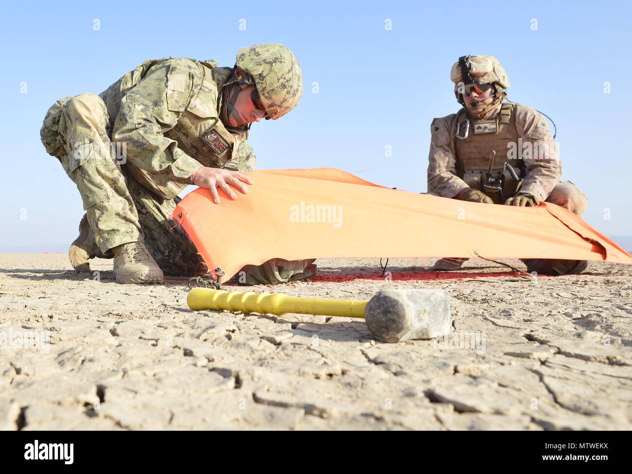 U.S. Navy Air-Traffic Controller 1st Class Derel Derryberry and U.S ...