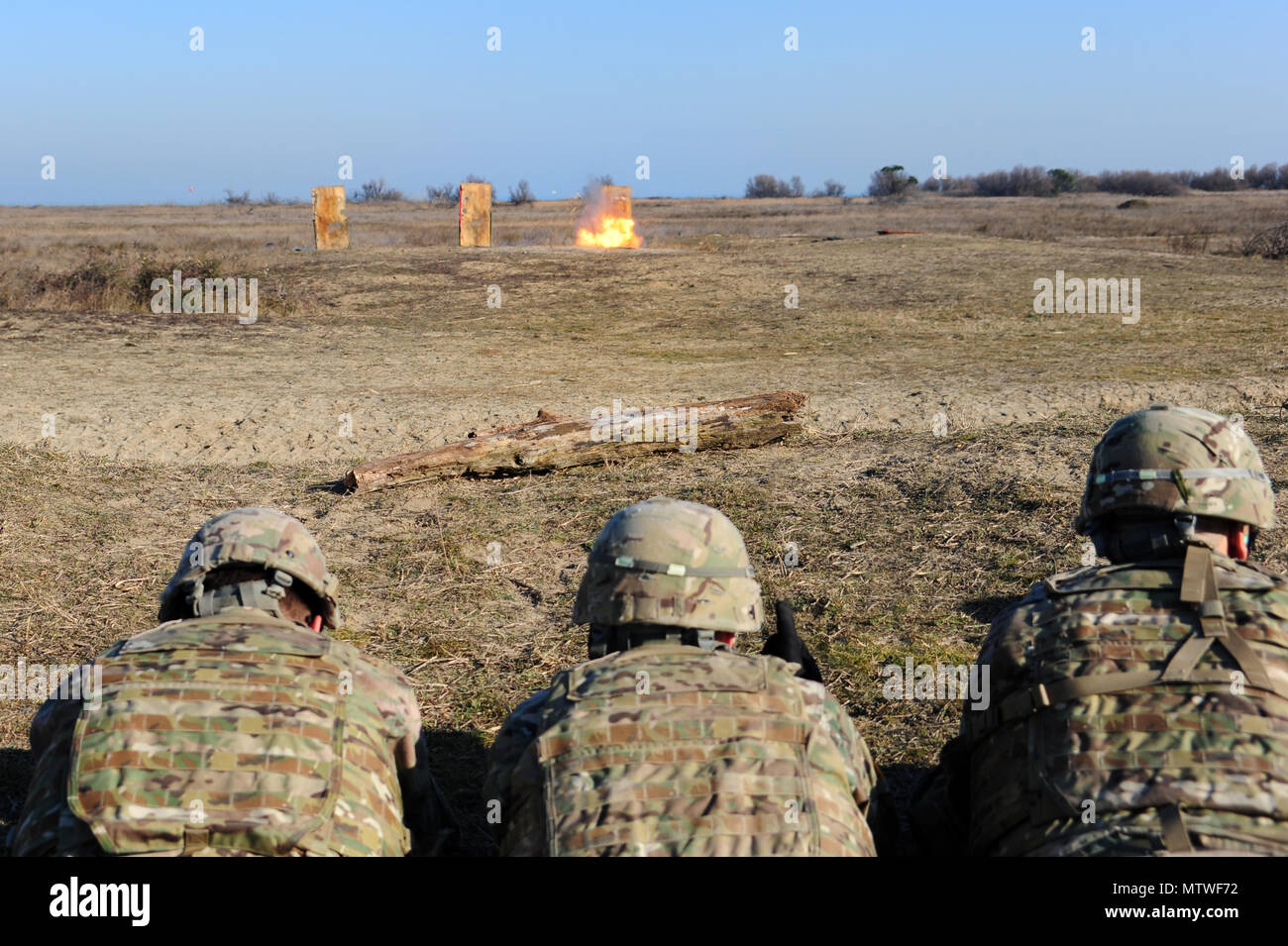 U.S. Army paratroopers from 54th Brigade Engineer Battalion, 173rd ...