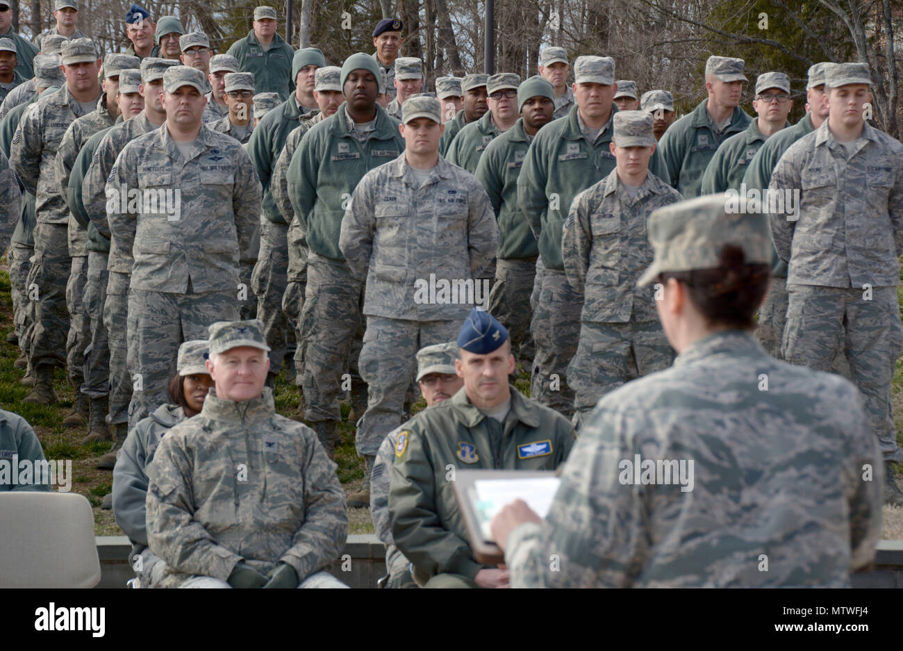 Lt col lisa kirk hi-res stock photography and images - Alamy