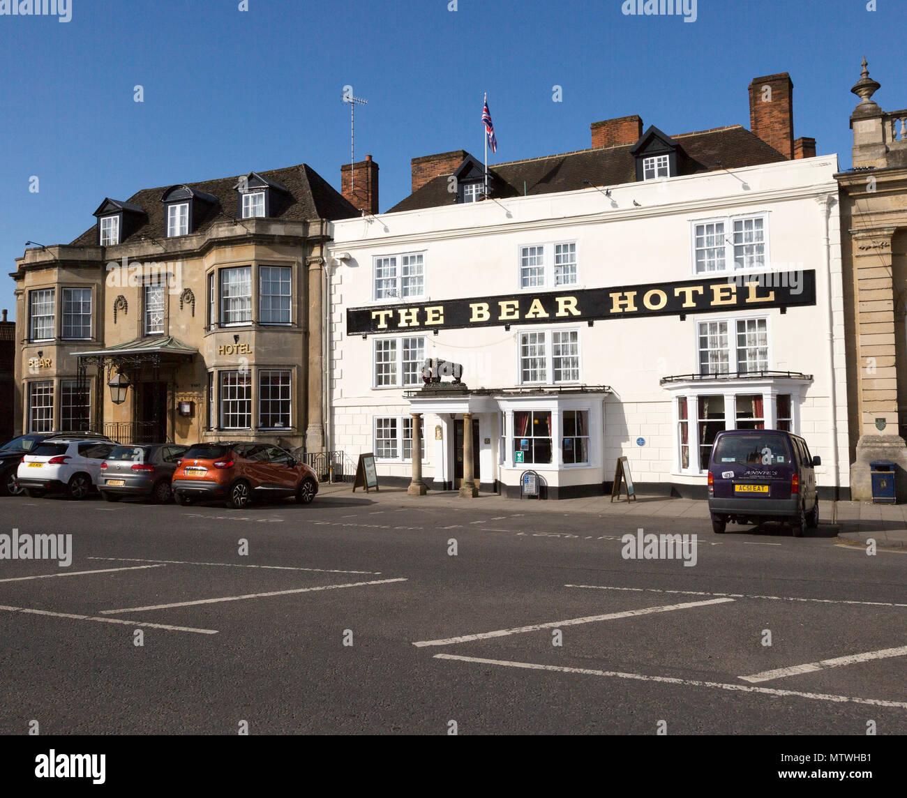 Bear hotel devizes hi-res stock photography and images - Alamy