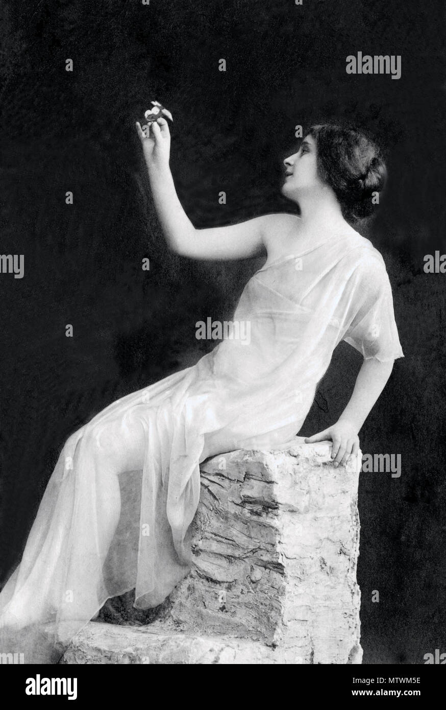 A vintage photo portrait from 1901 of Russian women Stock Photo - Alamy