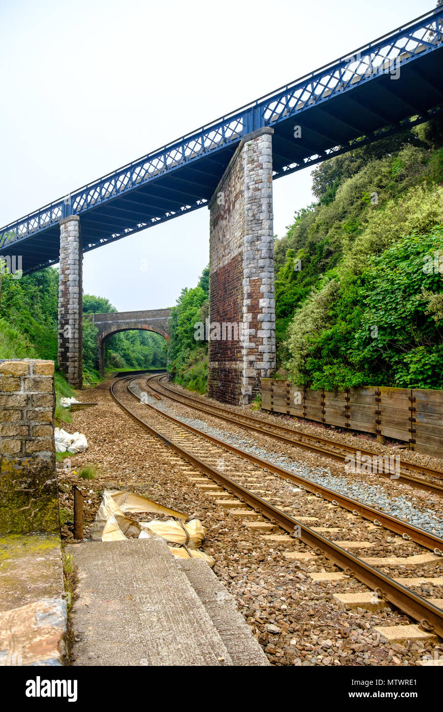 The Cornish main line railway as it passes through Teignmouth under ...
