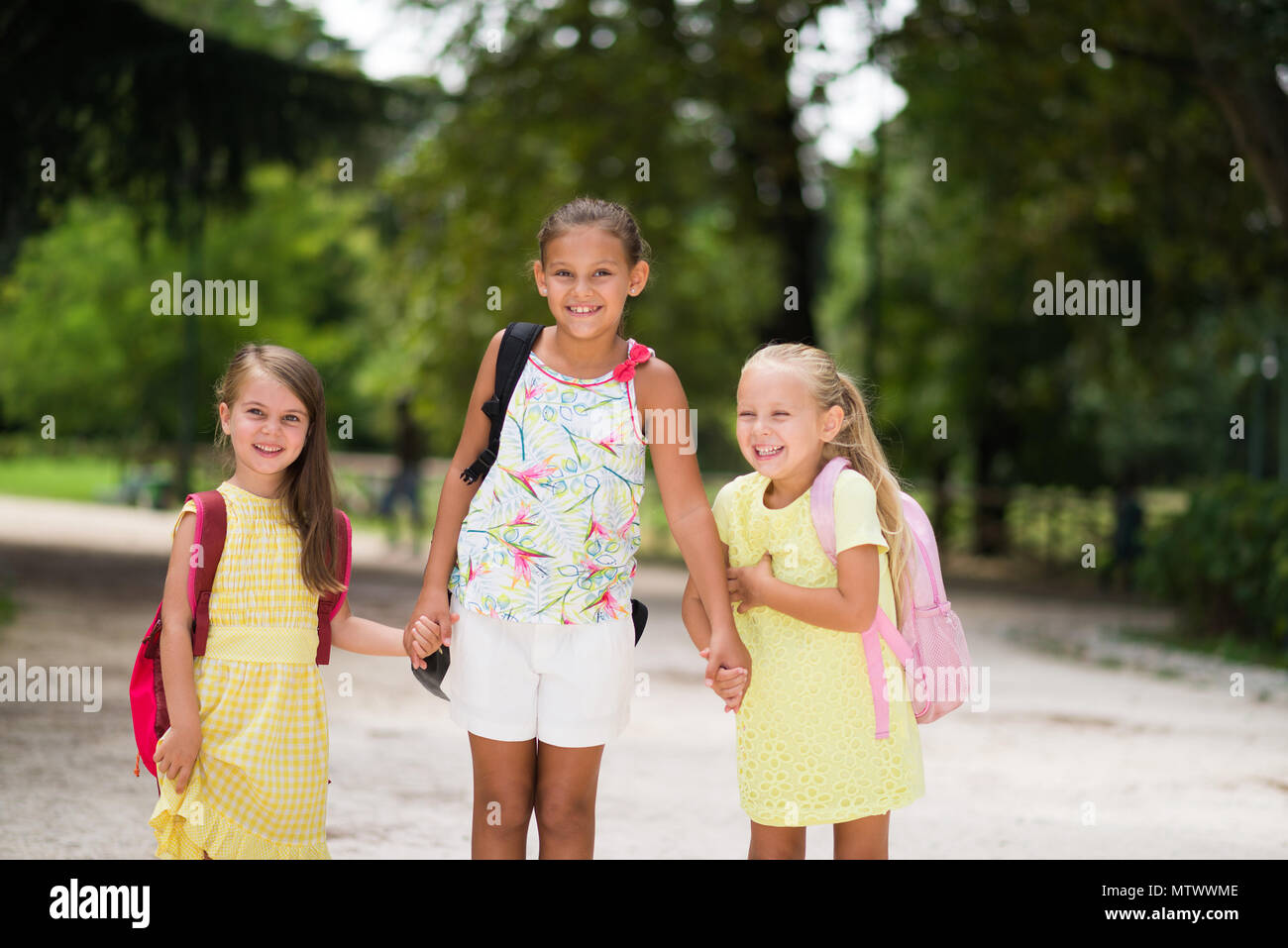 Girls going to school hi-res stock photography and images - Alamy