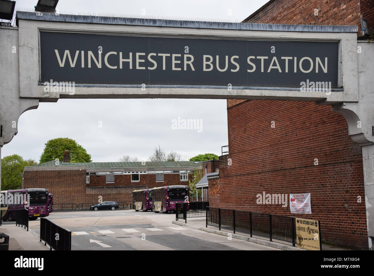 Bus winchester bus station hi-res stock photography and images - Alamy