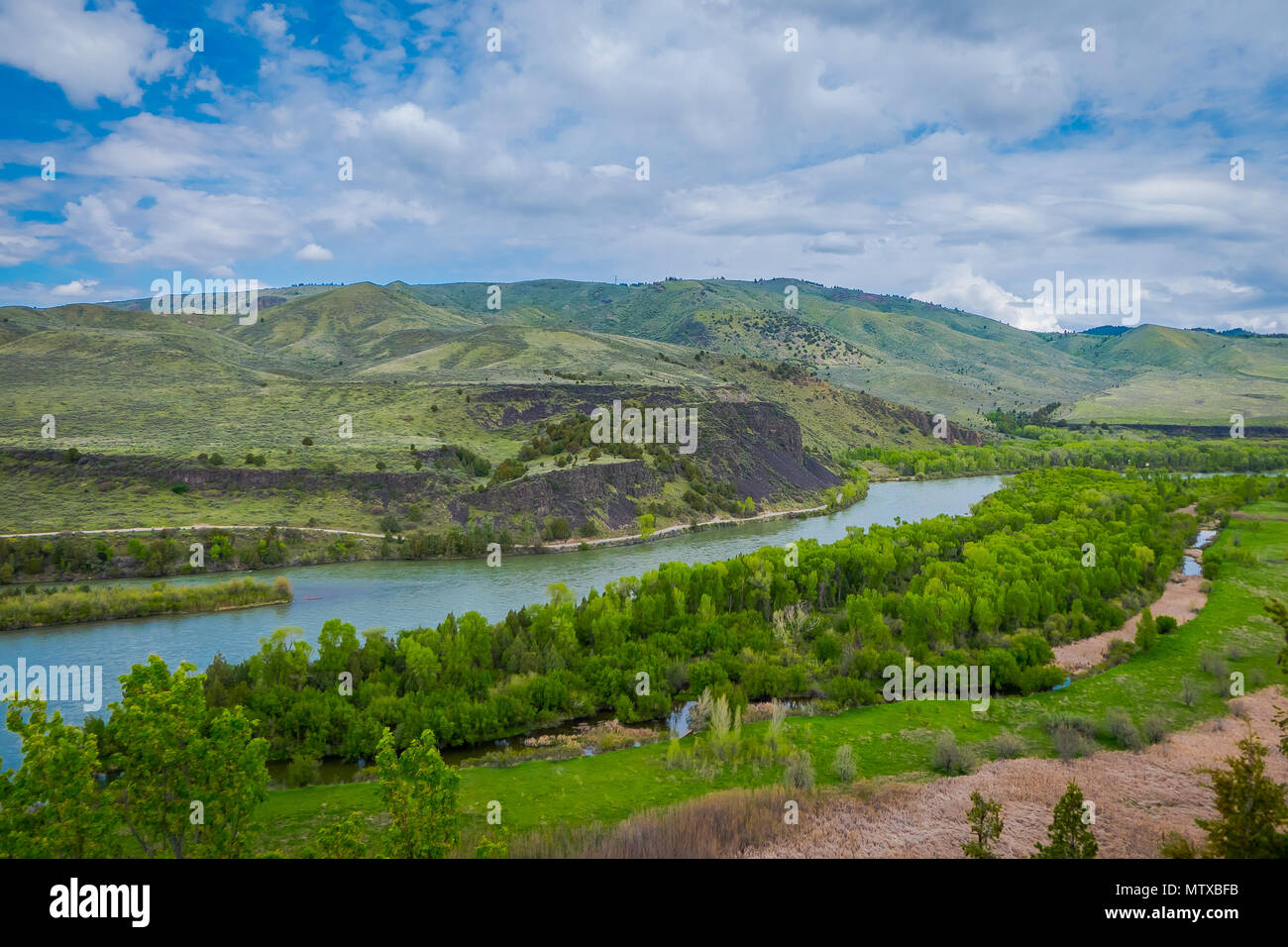 Beautiful landscape of the Snake River meandering through the desert of ...