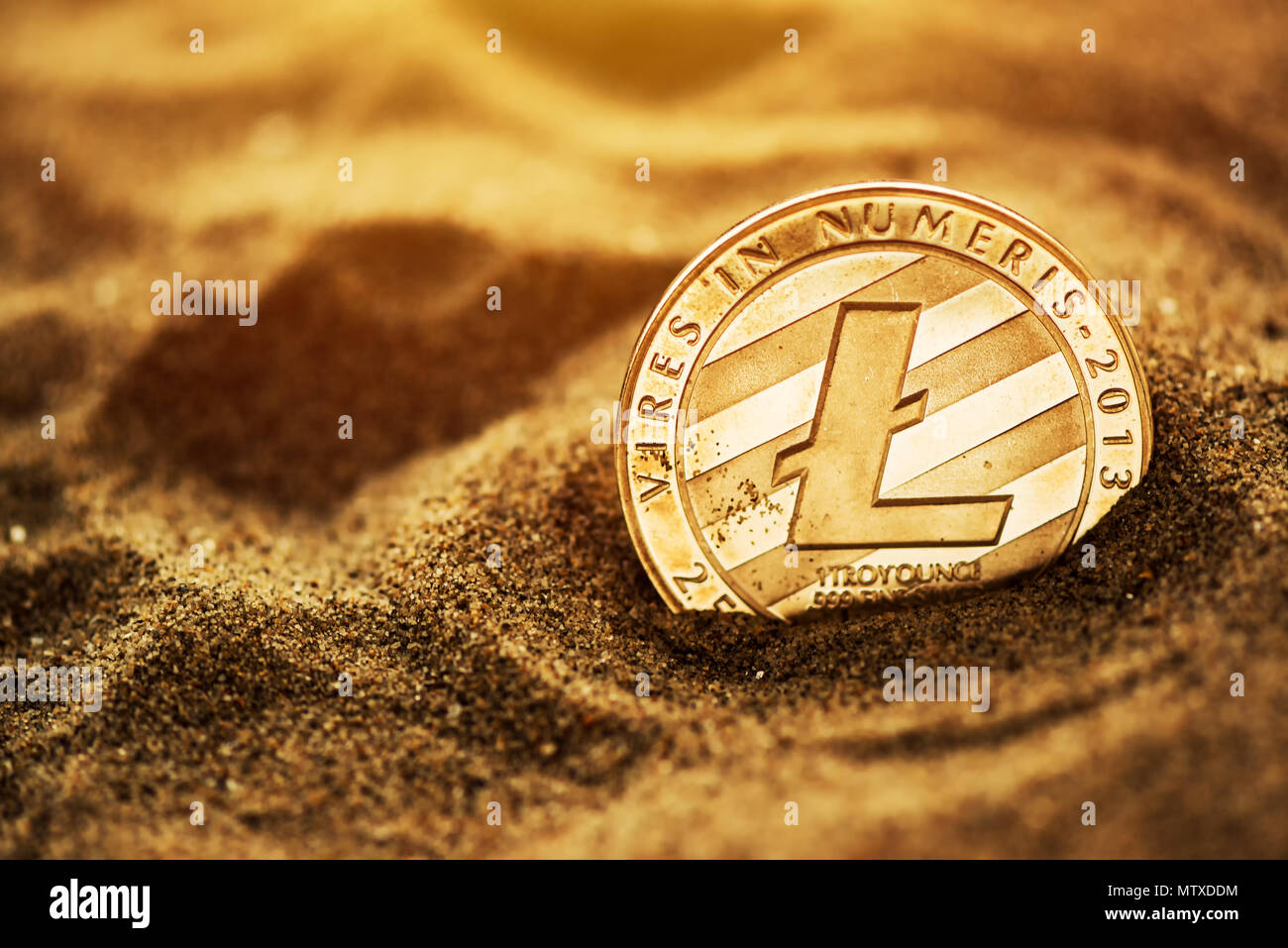 Cryptocurrency coin hi-res stock photography and images - Alamy