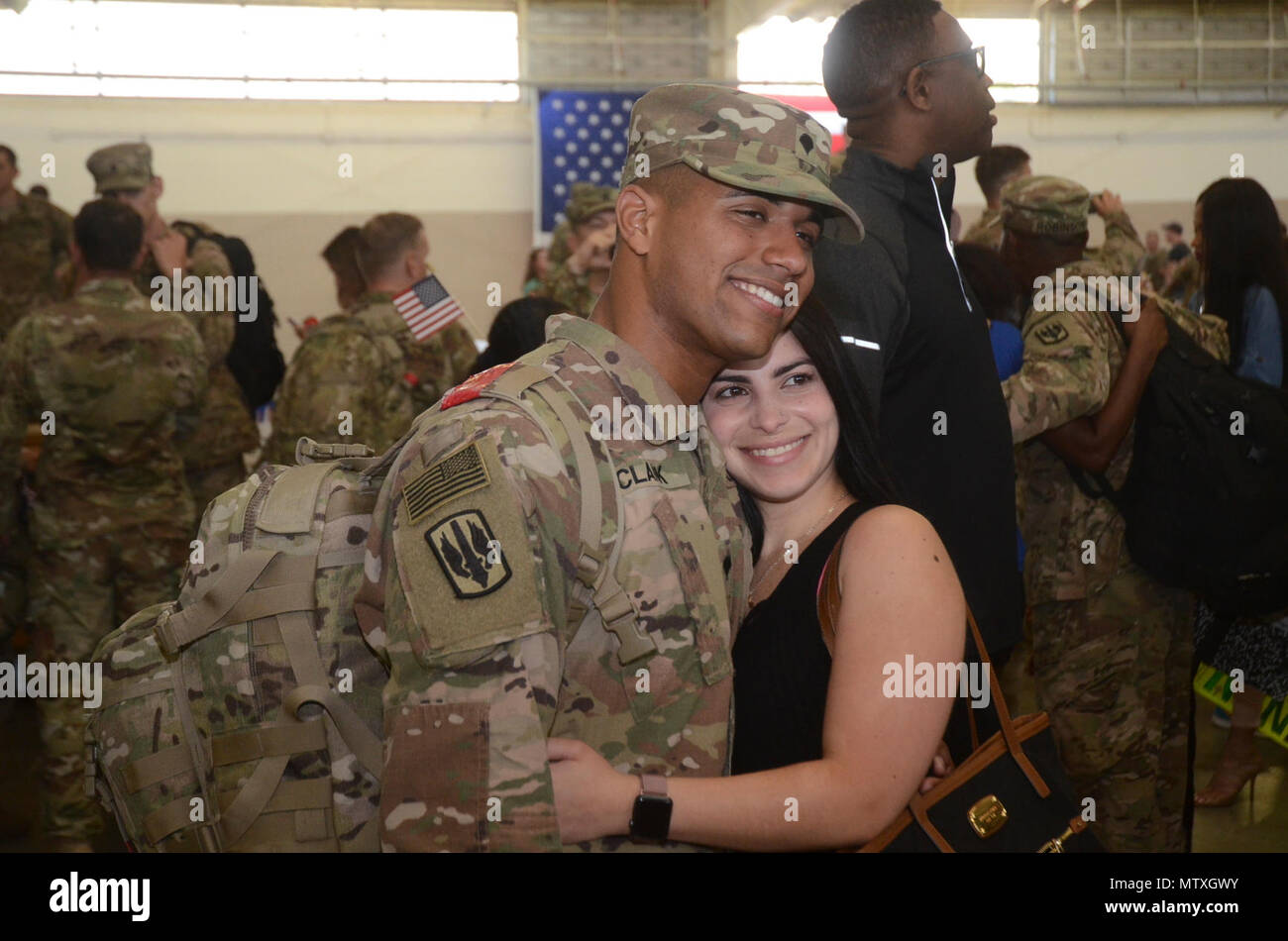 Families reunite after the 3rd Battalion, 321st Field Artillery ...