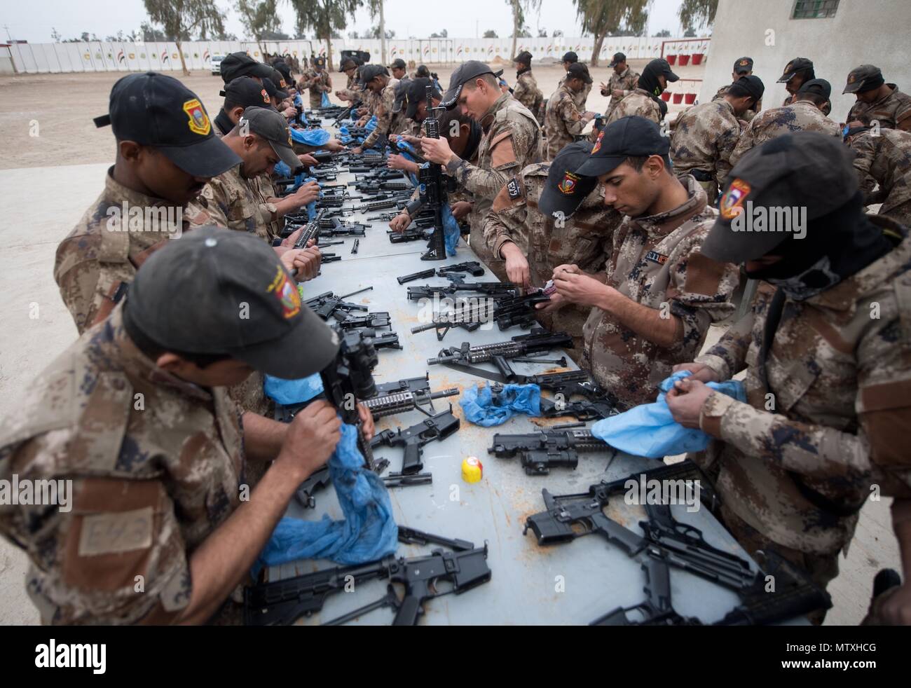 Iraqs counter terrorism service hi-res stock photography and images - Alamy