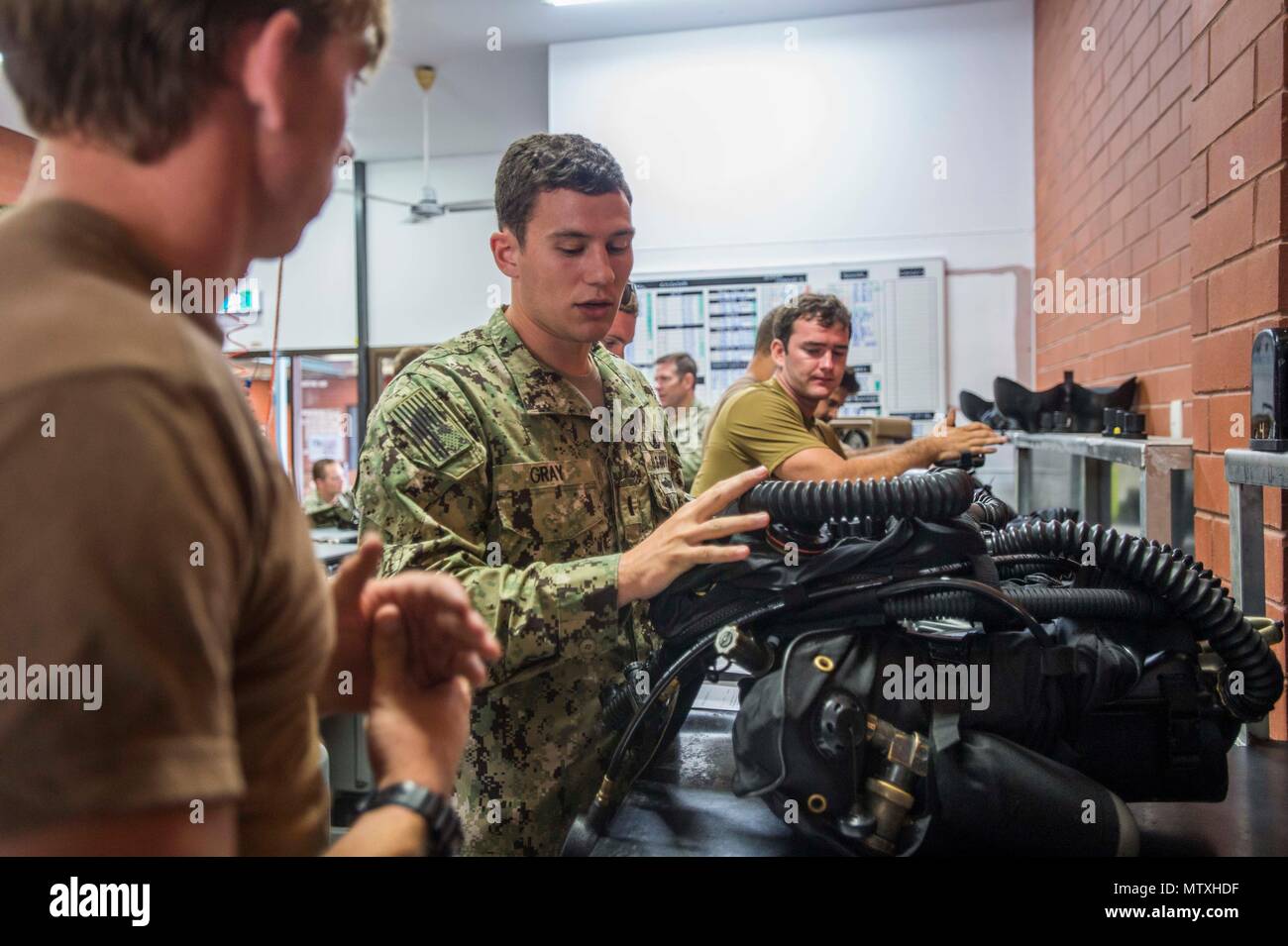 Underwater diving rig hi-res stock photography and images - Alamy