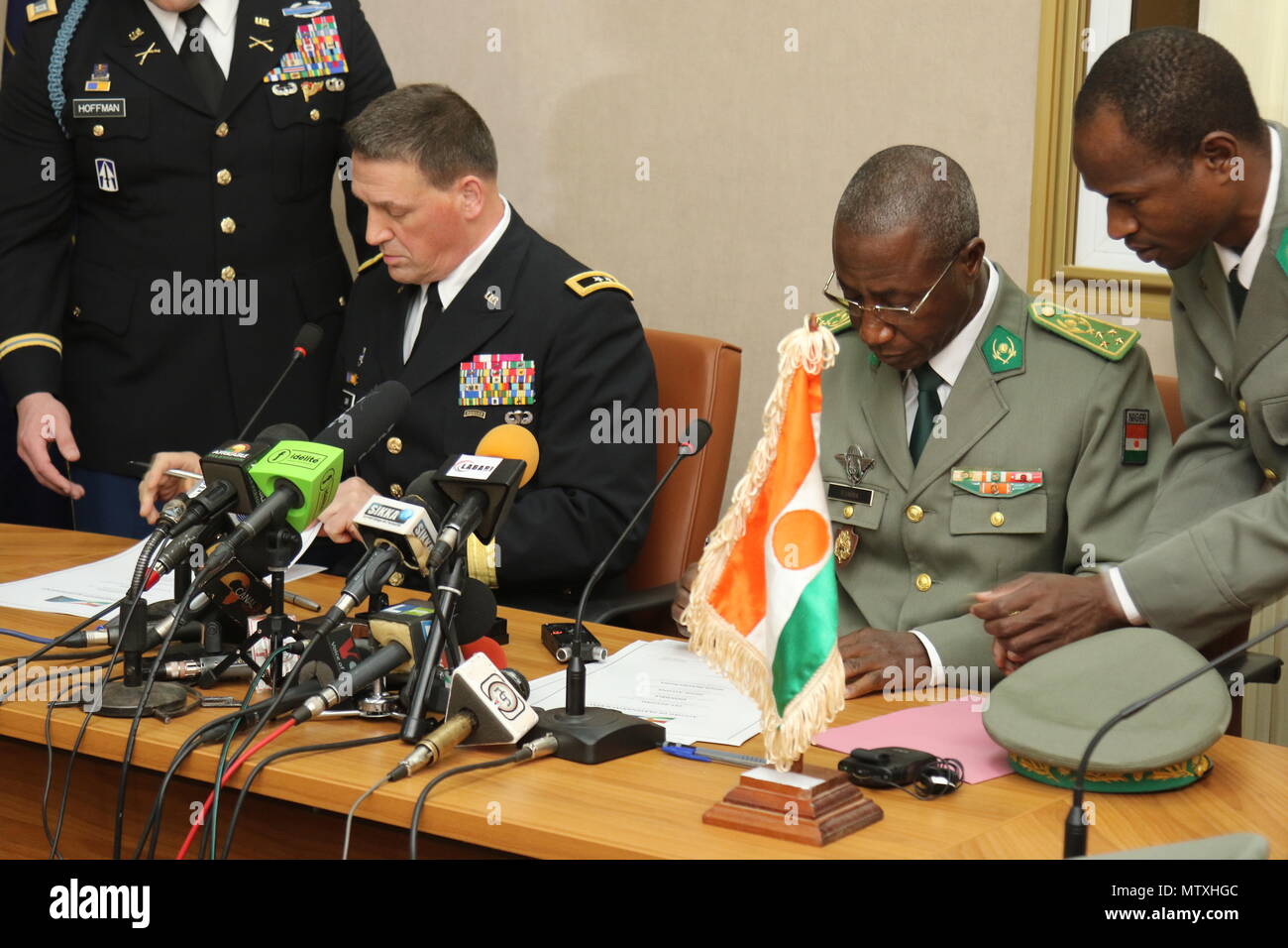 NIAMEY, Niger - Maj. Gen. Courtney P. Carr, the Adjutant General of ...