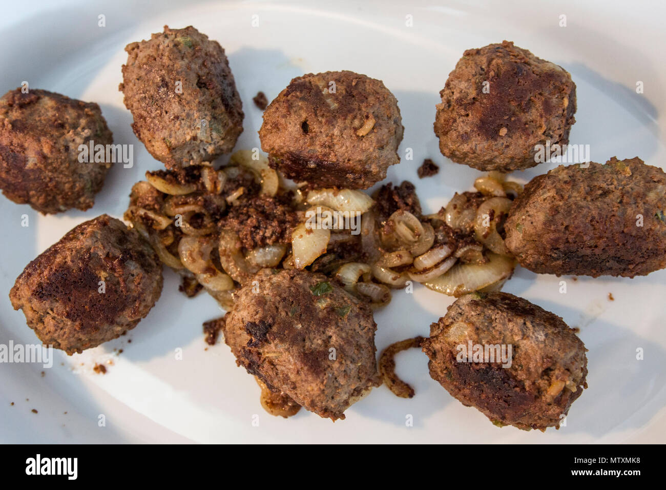 Making meatballs in a kitchen Stock Photo - Alamy