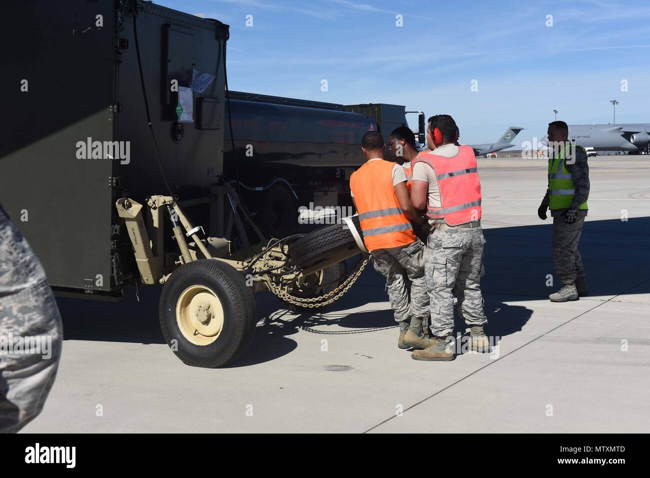 Robins air force base hi-res stock photography and images - Alamy