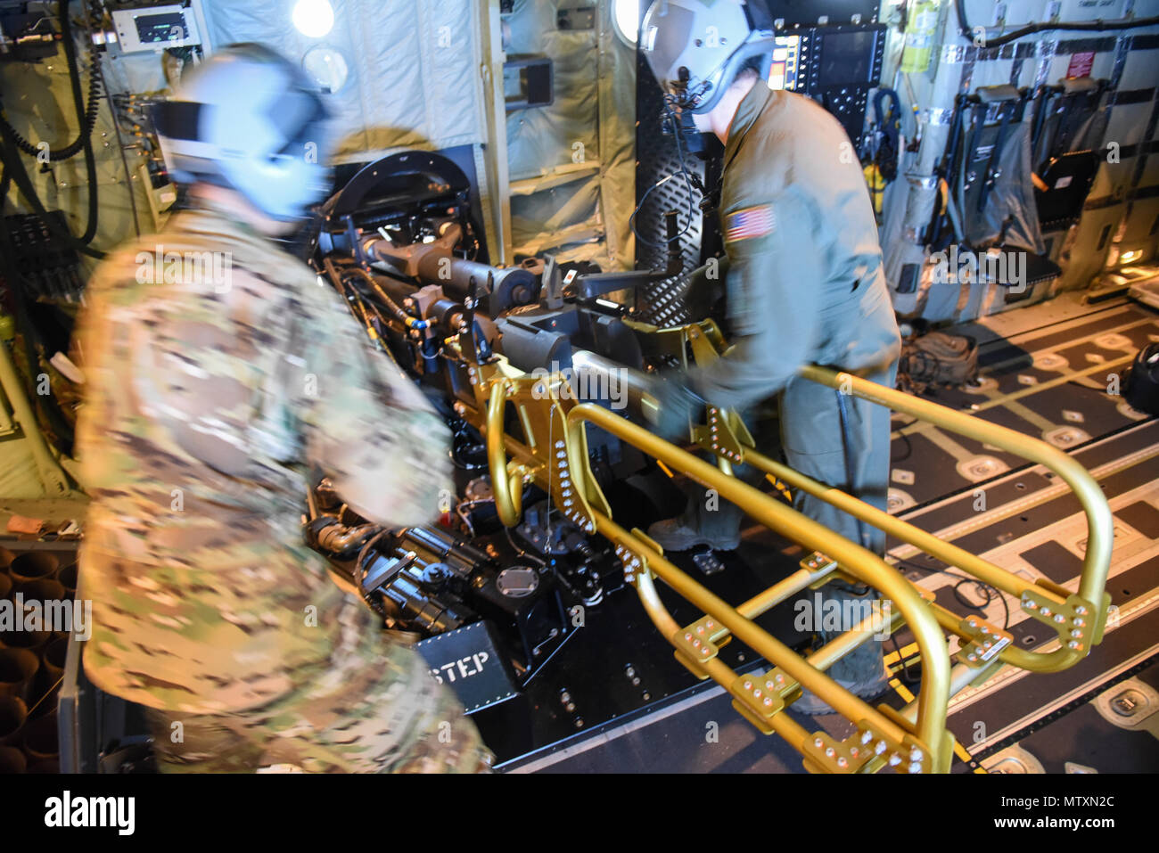 105mm shells hi-res stock photography and images - Alamy