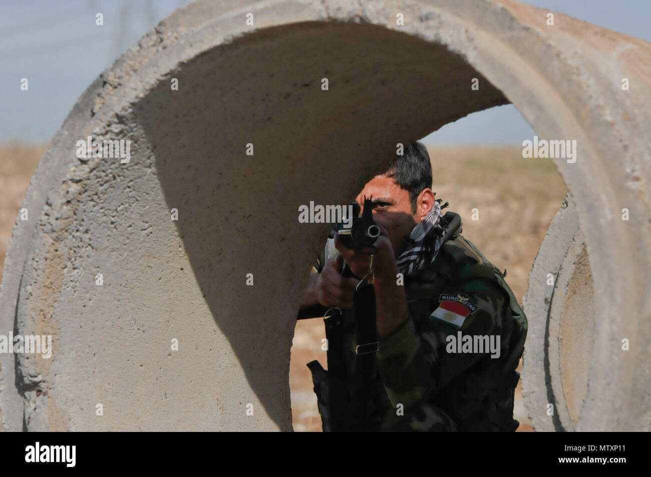 Entry control point building hi-res stock photography and images - Alamy