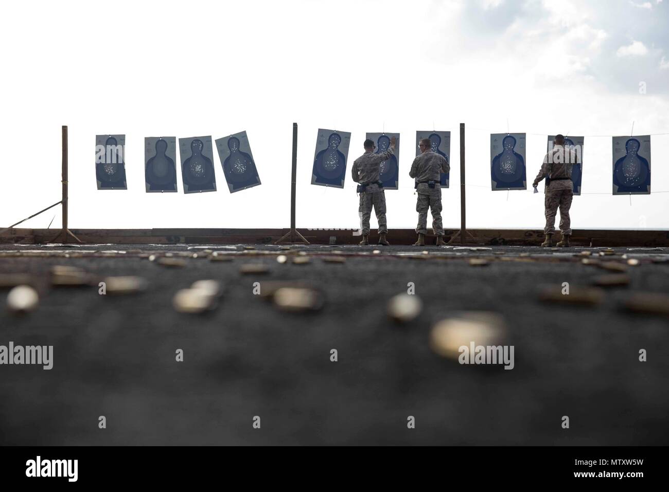 Straiten hi-res stock photography and images - Alamy