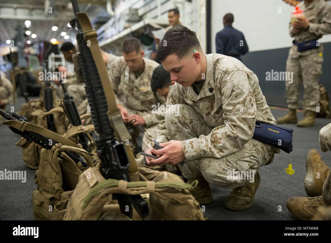 Usmc mos hi-res stock photography and images - Alamy