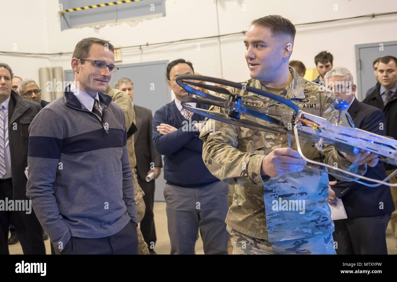 Sgt. 1st Class Daniel Guenther (right), U.S. Army Research Laboratory ...