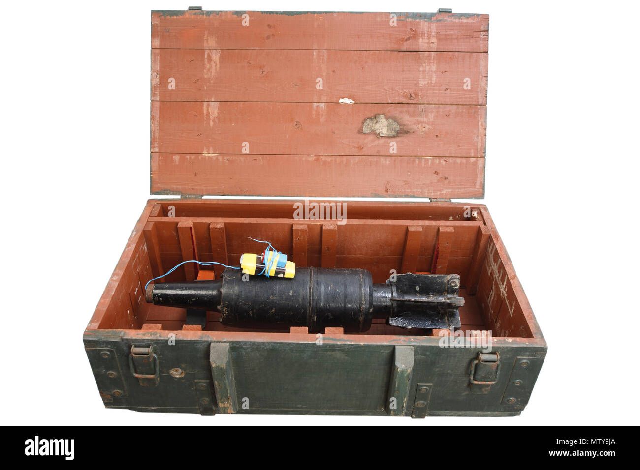 IED (improvised explosive device) with 125mm Tank HEAT Projectile Stock ...