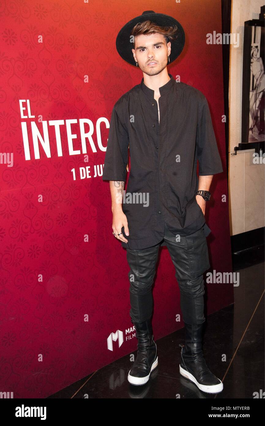 Nieto de abraham hi-res stock photography and images - Alamy