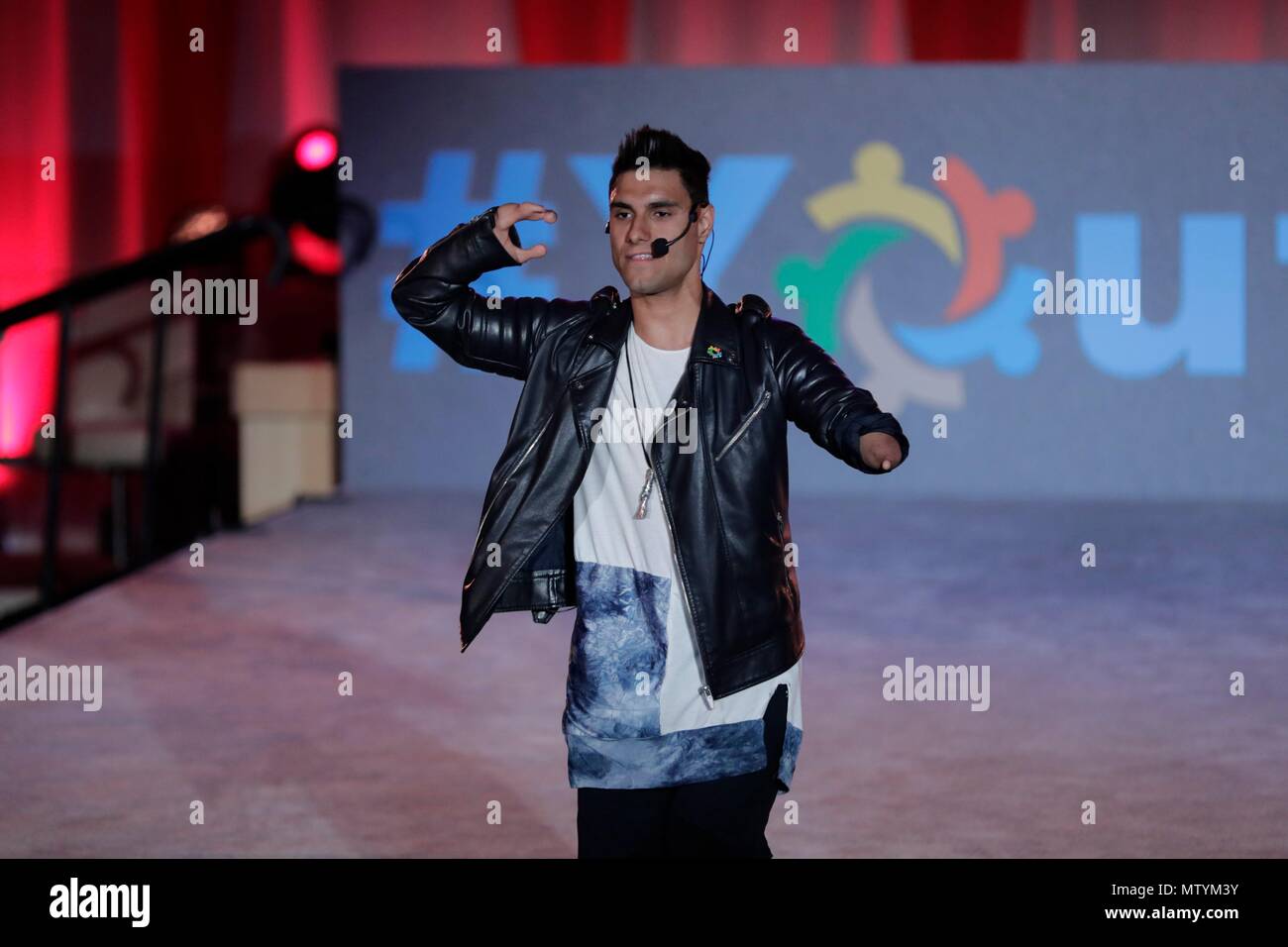 John young singer australia hi-res stock photography and images - Alamy