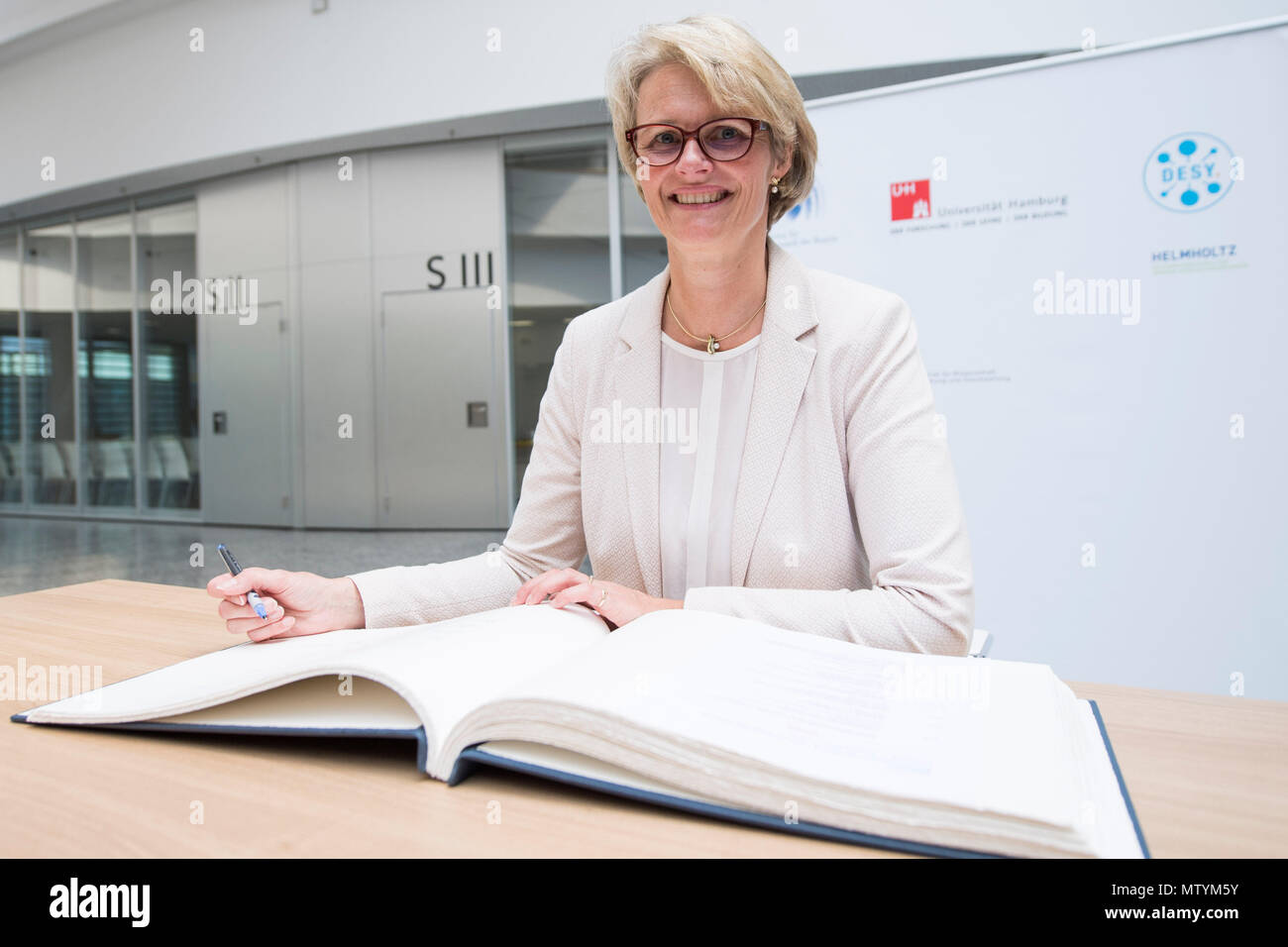 31 May 2018, Germany, Hamburg: Education Minister from the Christian ...
