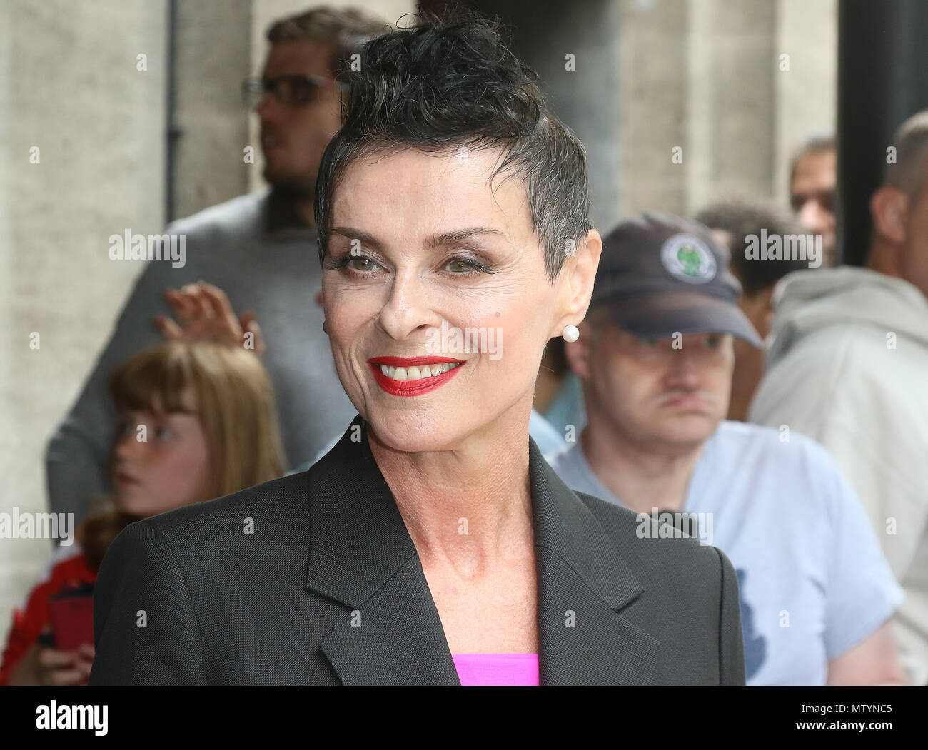 Lisa stansfield 2018 hi-res stock photography and images - Alamy