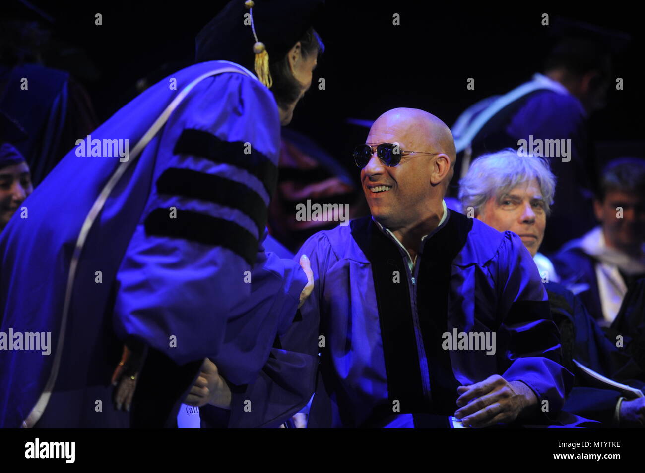 Graduation ceremony 1980s hi-res stock photography and images - Alamy