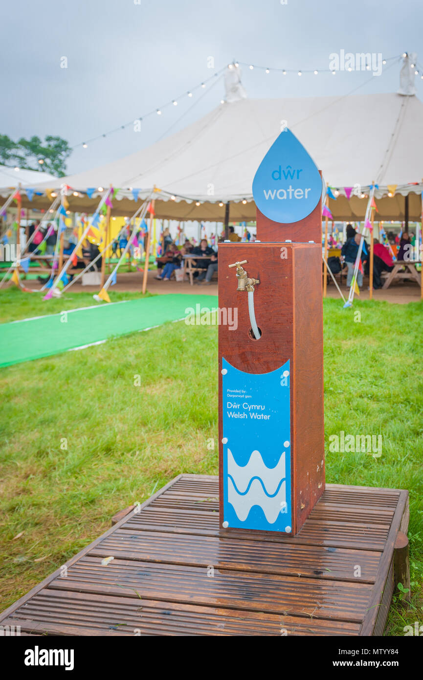 Drinking water at the Hay Festival, Hay-on-Wye, 2018 Stock Photo - Alamy