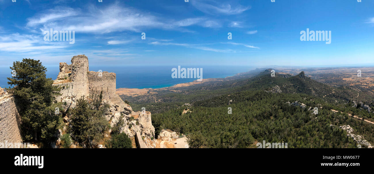Turkish castle hi-res stock photography and images - Alamy