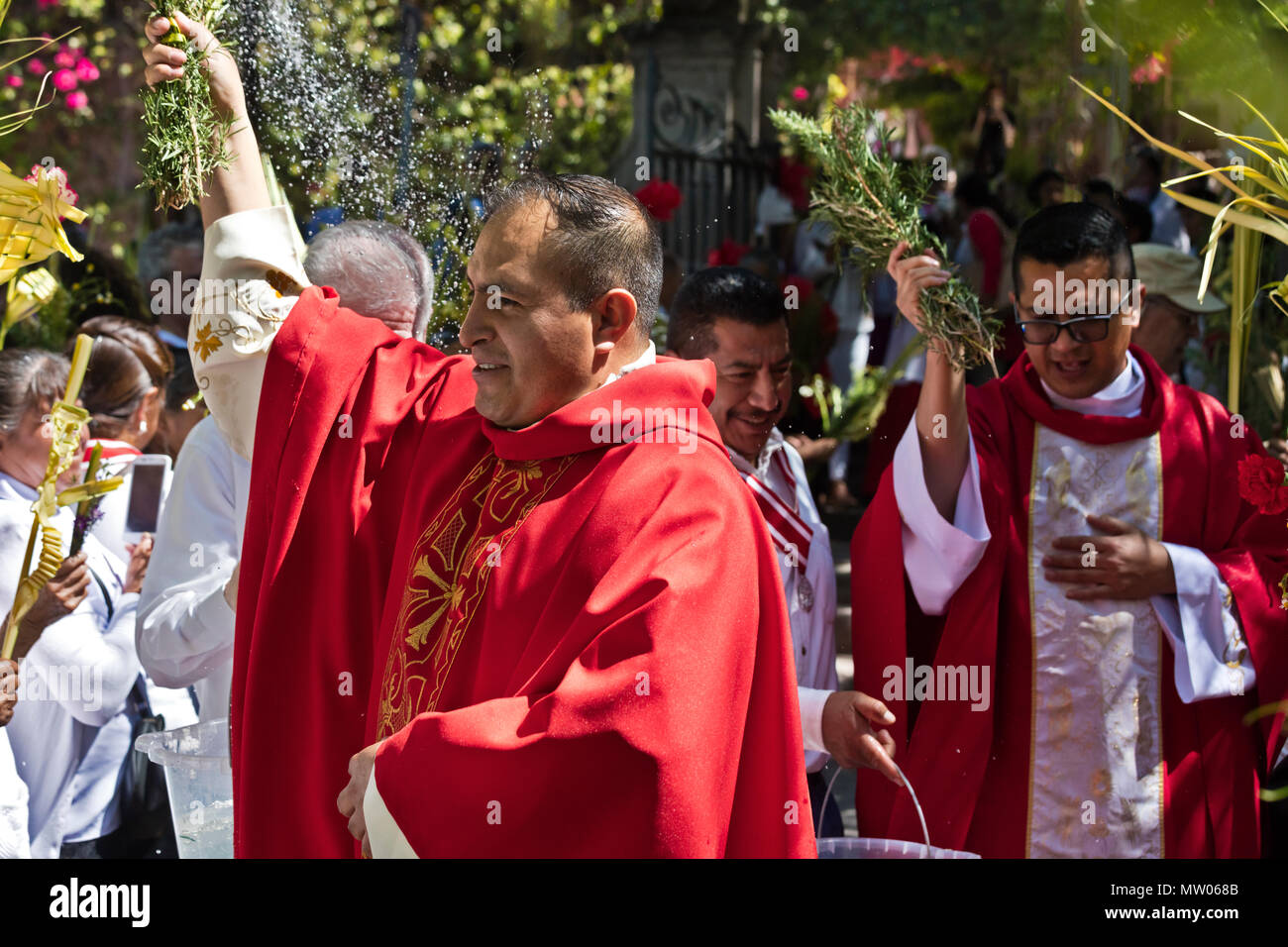 Catholic priest blessing hi-res stock photography and images - Alamy