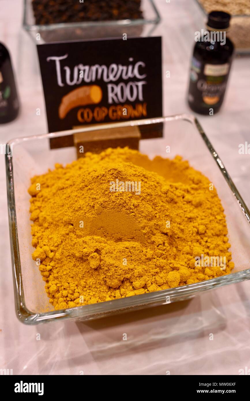 Root mound hi-res stock photography and images - Alamy