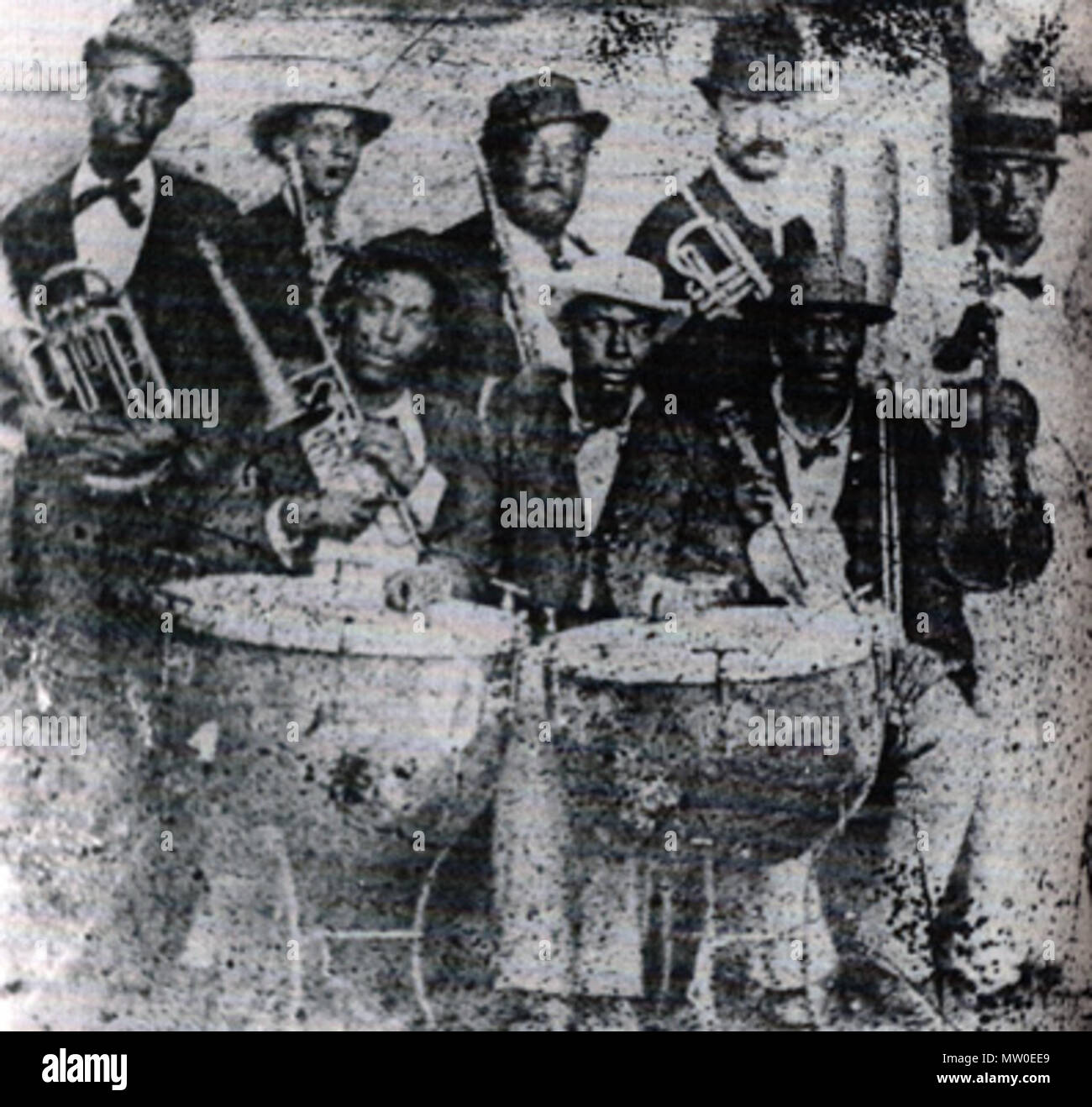 . English: Orquesta Flor de Cuba . circa 1870. Unknown 210 Flor de Cuba ...