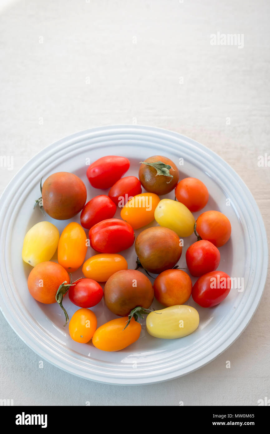 Cherry tomato mixed medley hi-res stock photography and images - Alamy