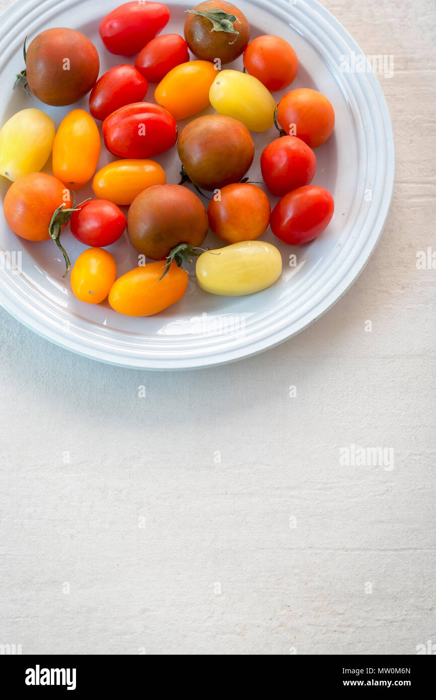 Tomato colorful mix Stock Photo - Alamy