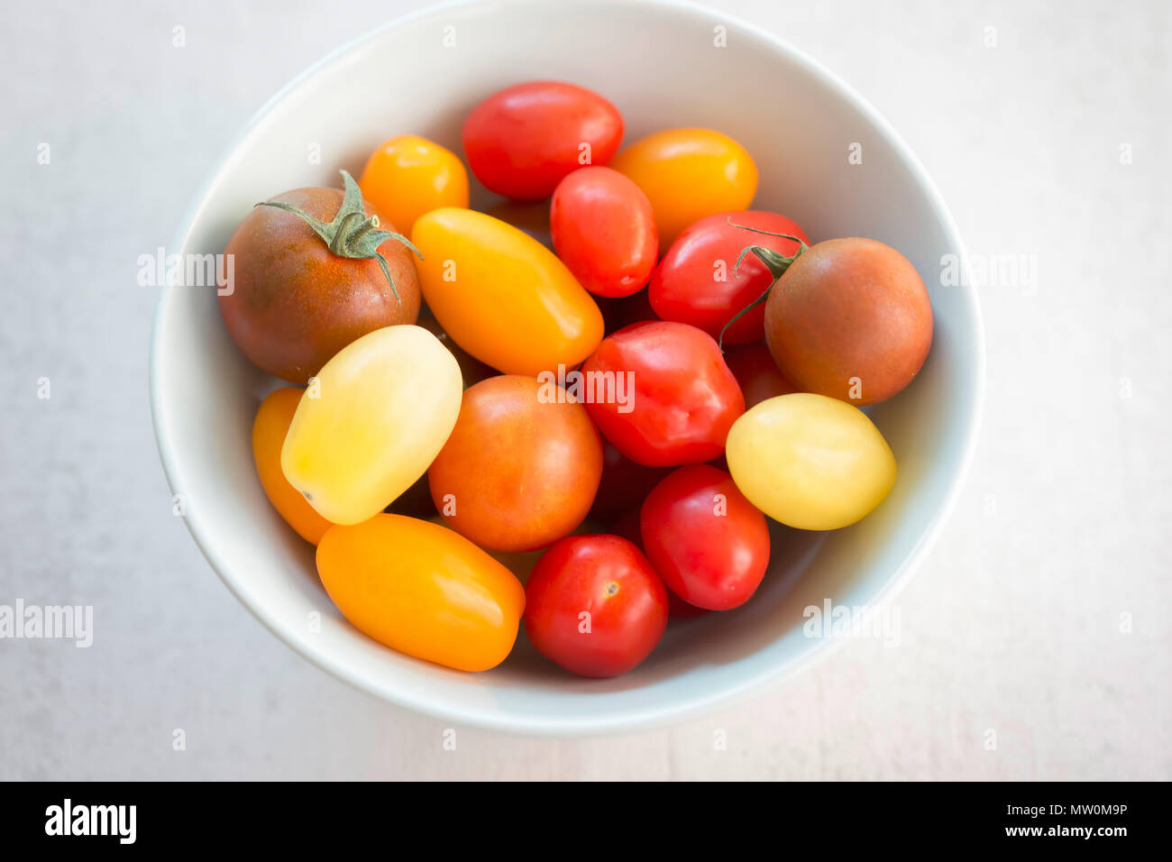 Tomato colorful mix Stock Photo - Alamy