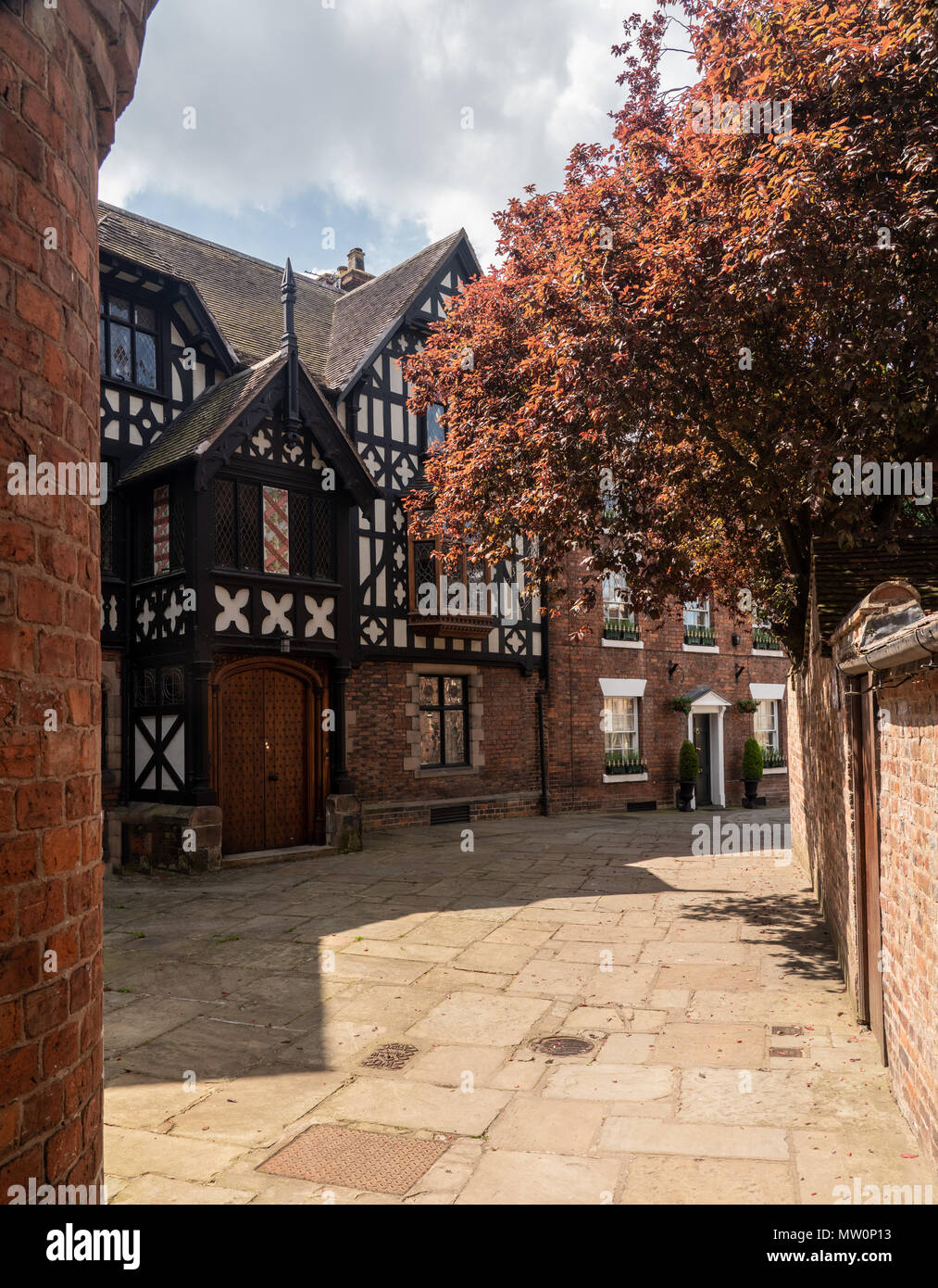 Pretty Georgian and Tudor street and homes in Shrewsbury Stock Photo ...