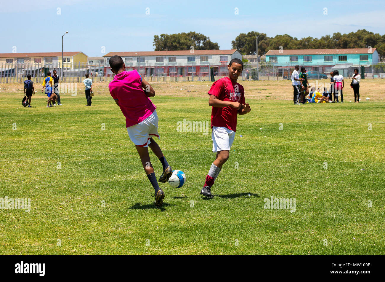 African boys playing soccer hi-res stock photography and images - Alamy