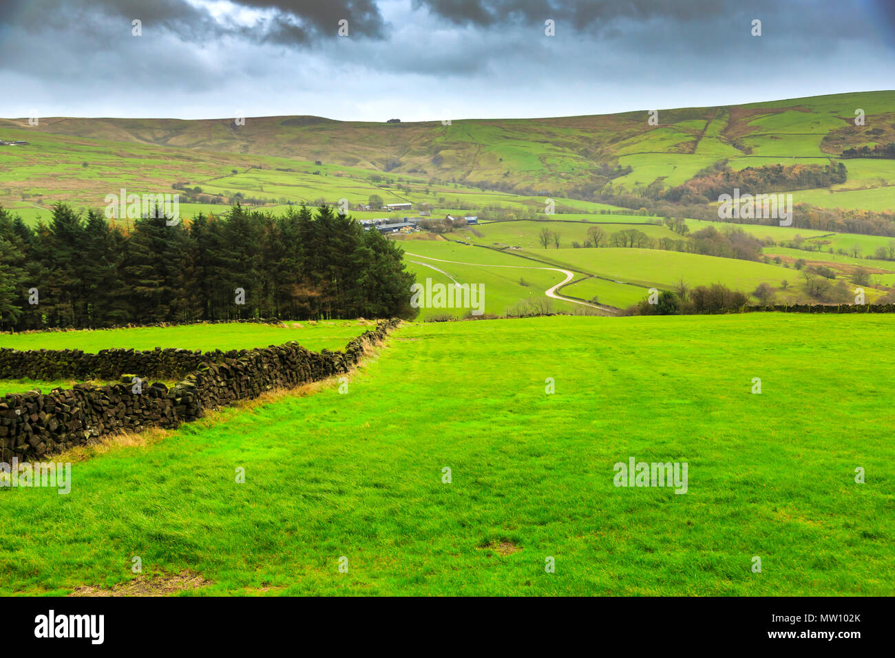 Rolling valleys hi-res stock photography and images - Alamy