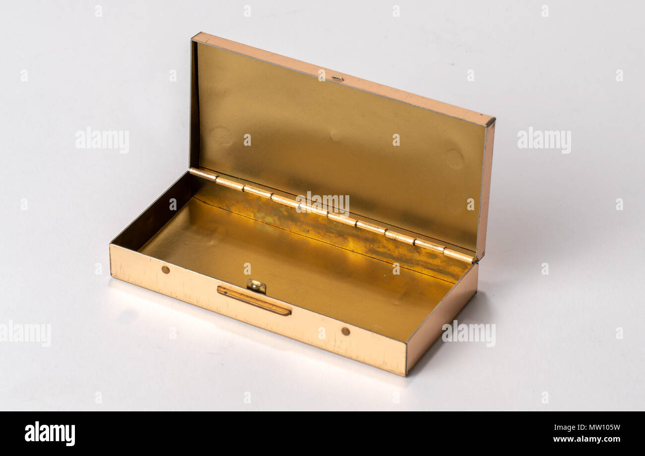 Small metal box hi-res stock photography and images - Alamy