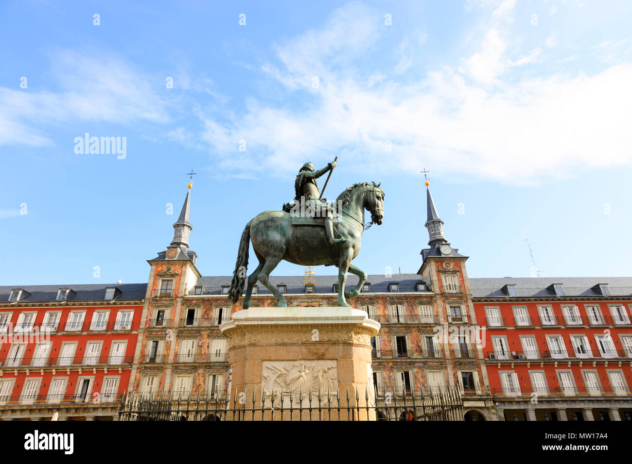Statue of King Phillip III, Plaza Mayor, Madrid Spain Stock Photo - Alamy