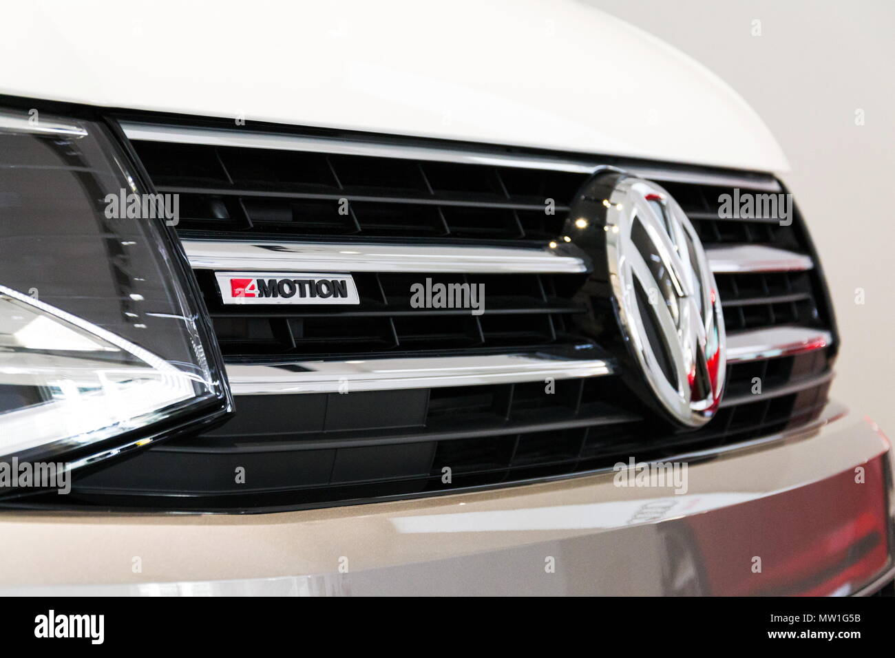 Silver vw van hi-res stock photography and images - Alamy